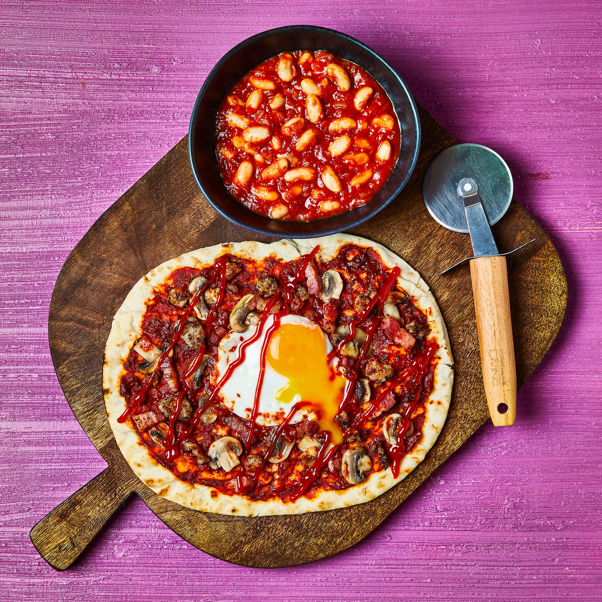Full English Breakfast Pizza Breakfast Pizza With Tomato Or Mushrooms,